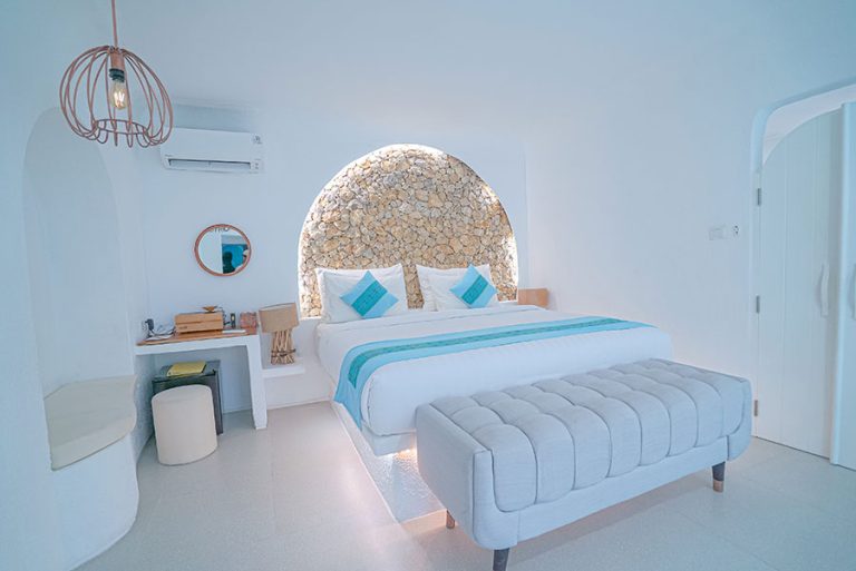Loccal Collection Hotel Labuan Bajo - Window of Paradise