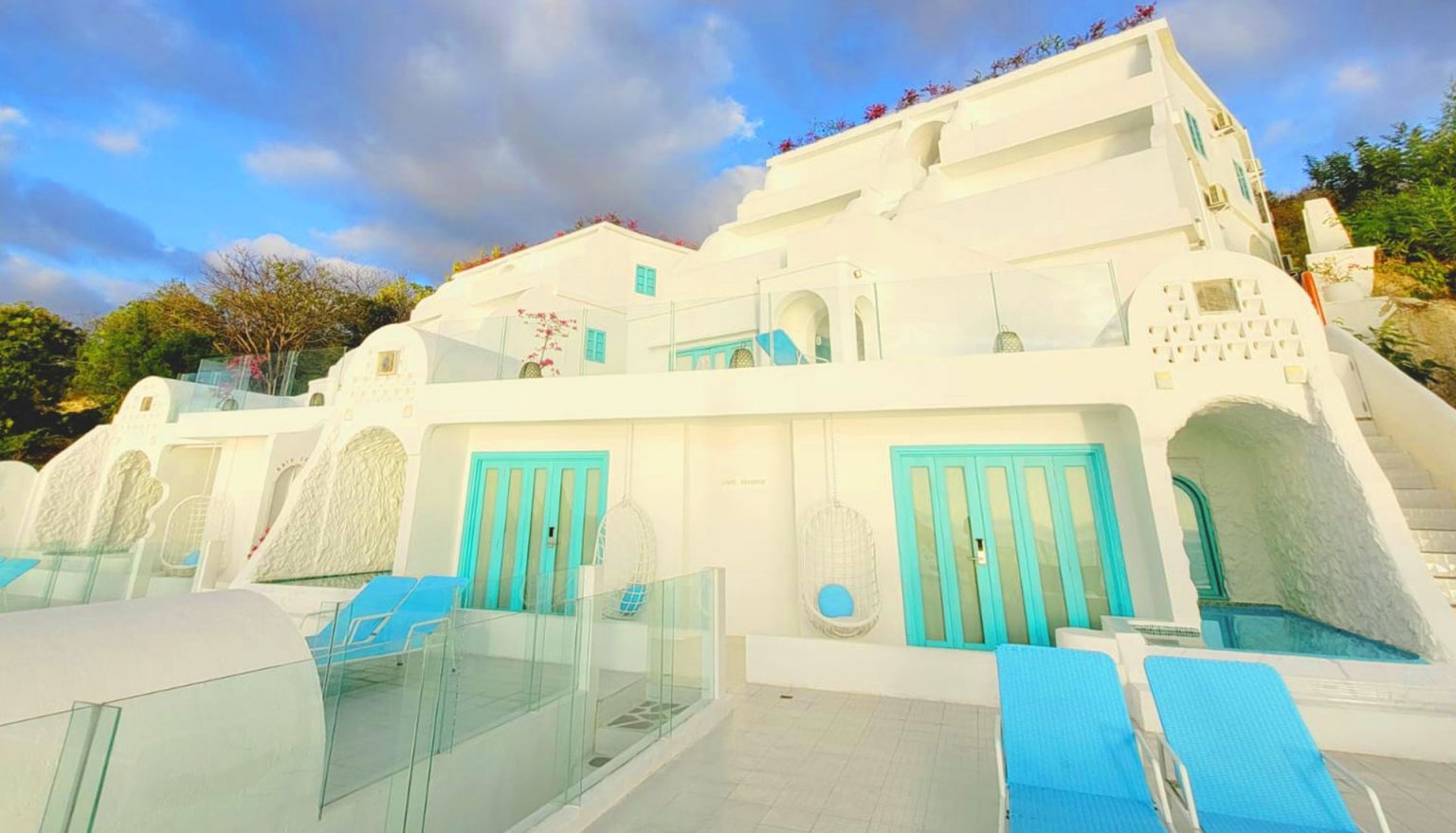 Loccal Collection Hotel Labuan Bajo - Window of Paradise